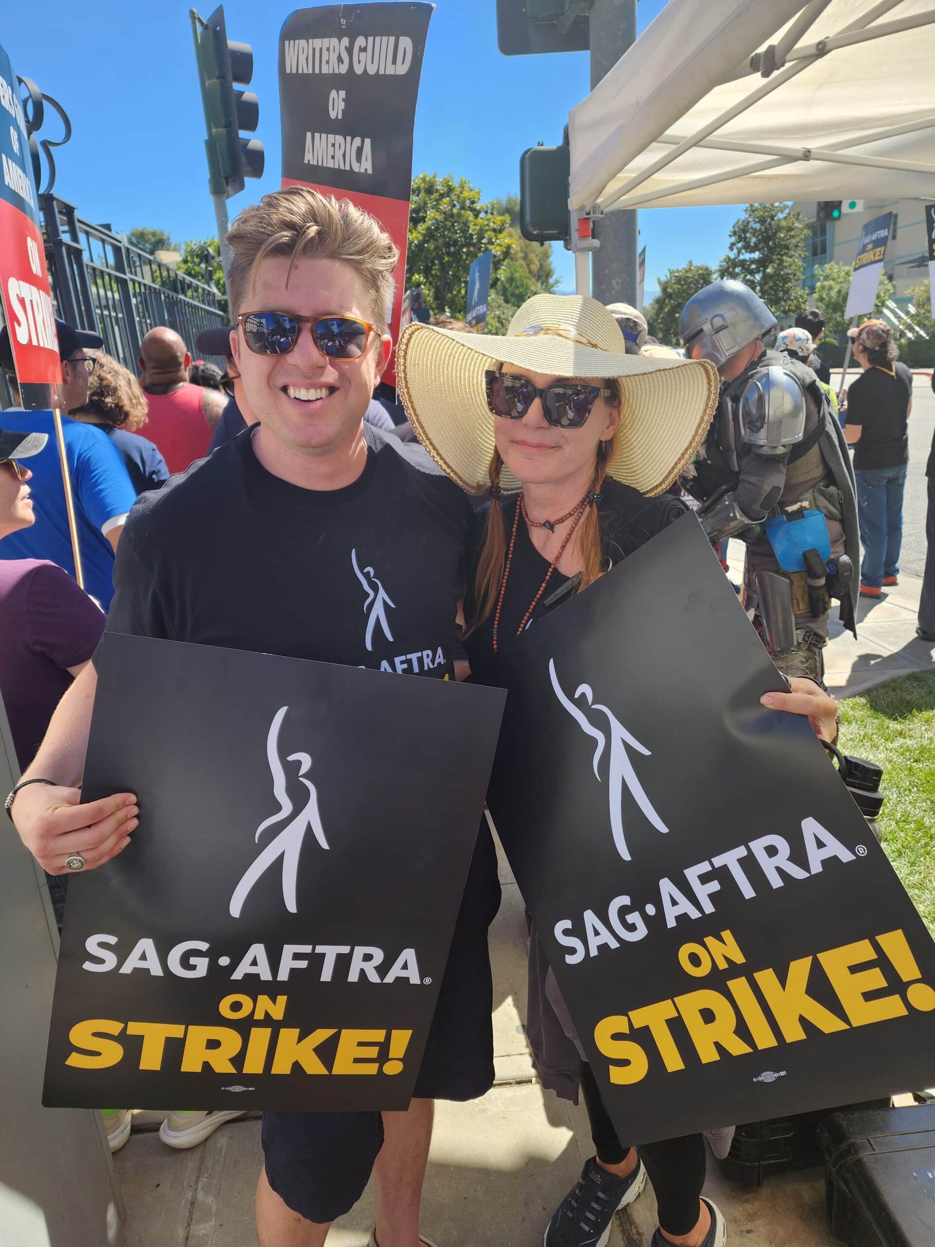 INSIDE THE DOUBLE STRIKE - Lastine Impressions